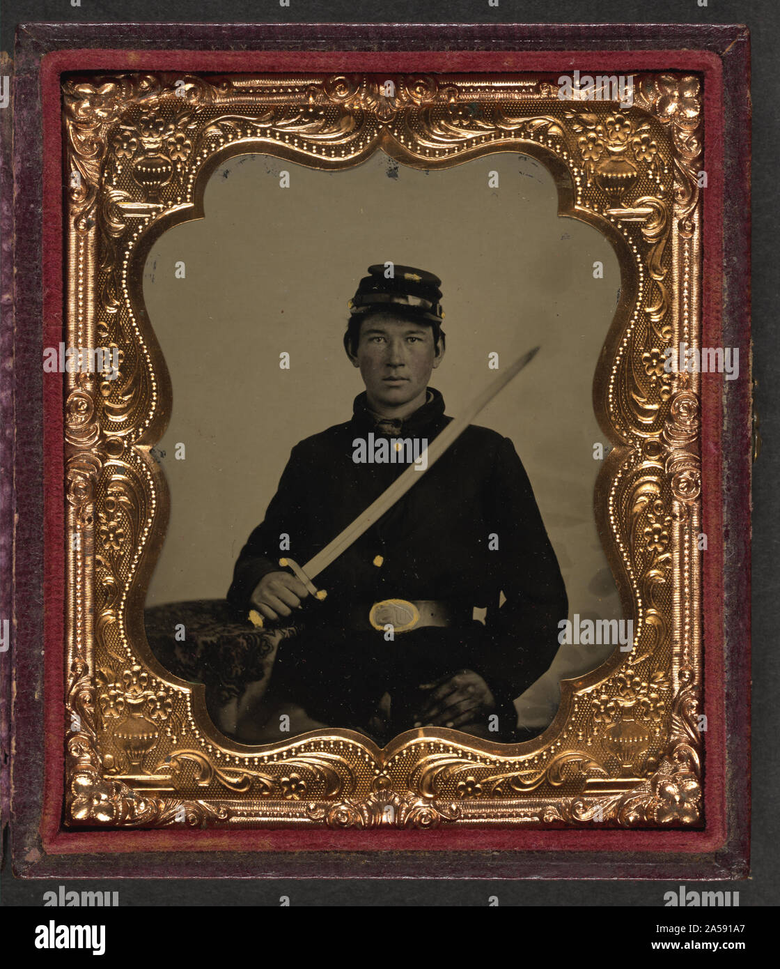 Sword soldier hi-res stock photography and images - Alamy