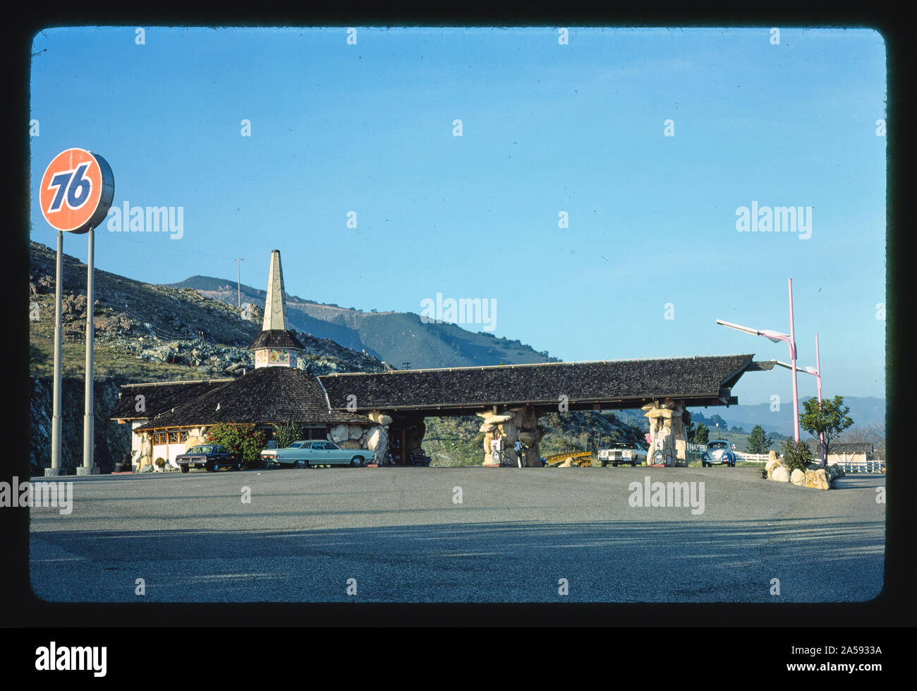 76 gas station hi-res stock photography and images - Alamy
