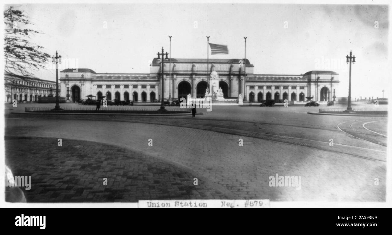 Full view union station hi-res stock photography and images - Alamy