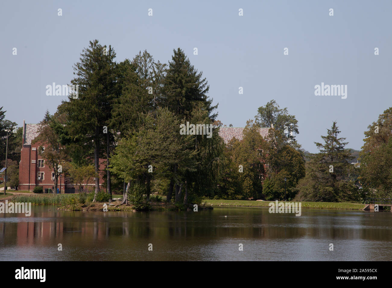 University of connecticut campus uconn hi-res stock photography and ...