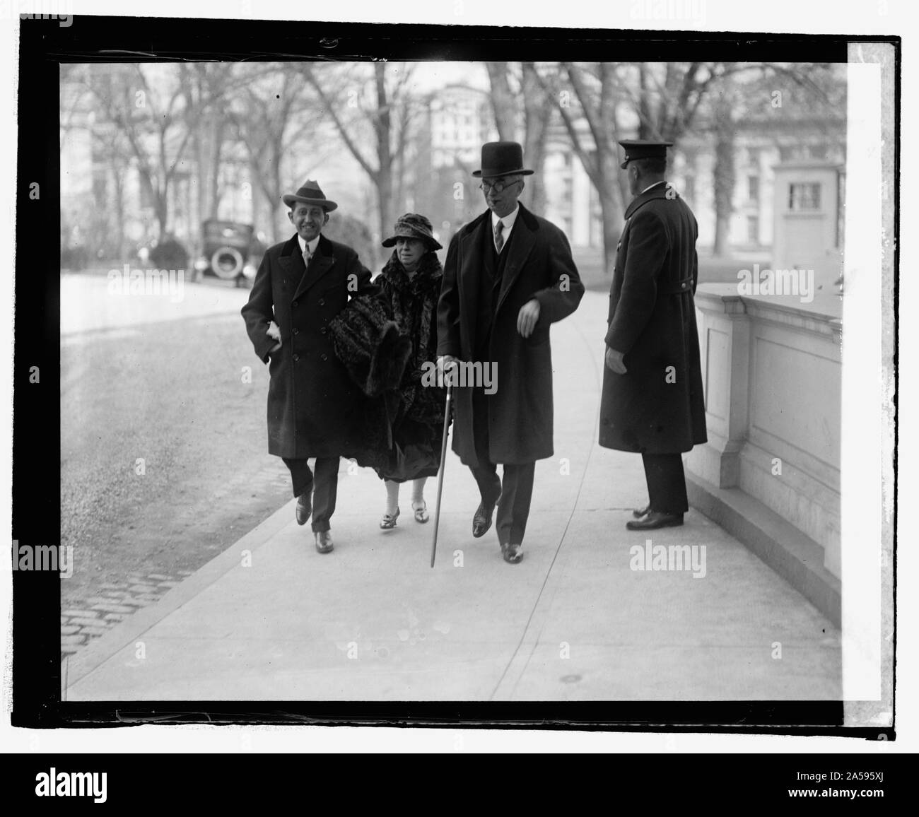 Focus gallery Cut Out Stock Images & Pictures - Alamy