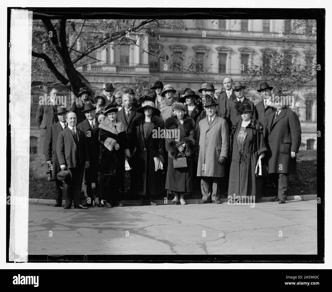 1920s social history hi-res stock photography and images - Alamy