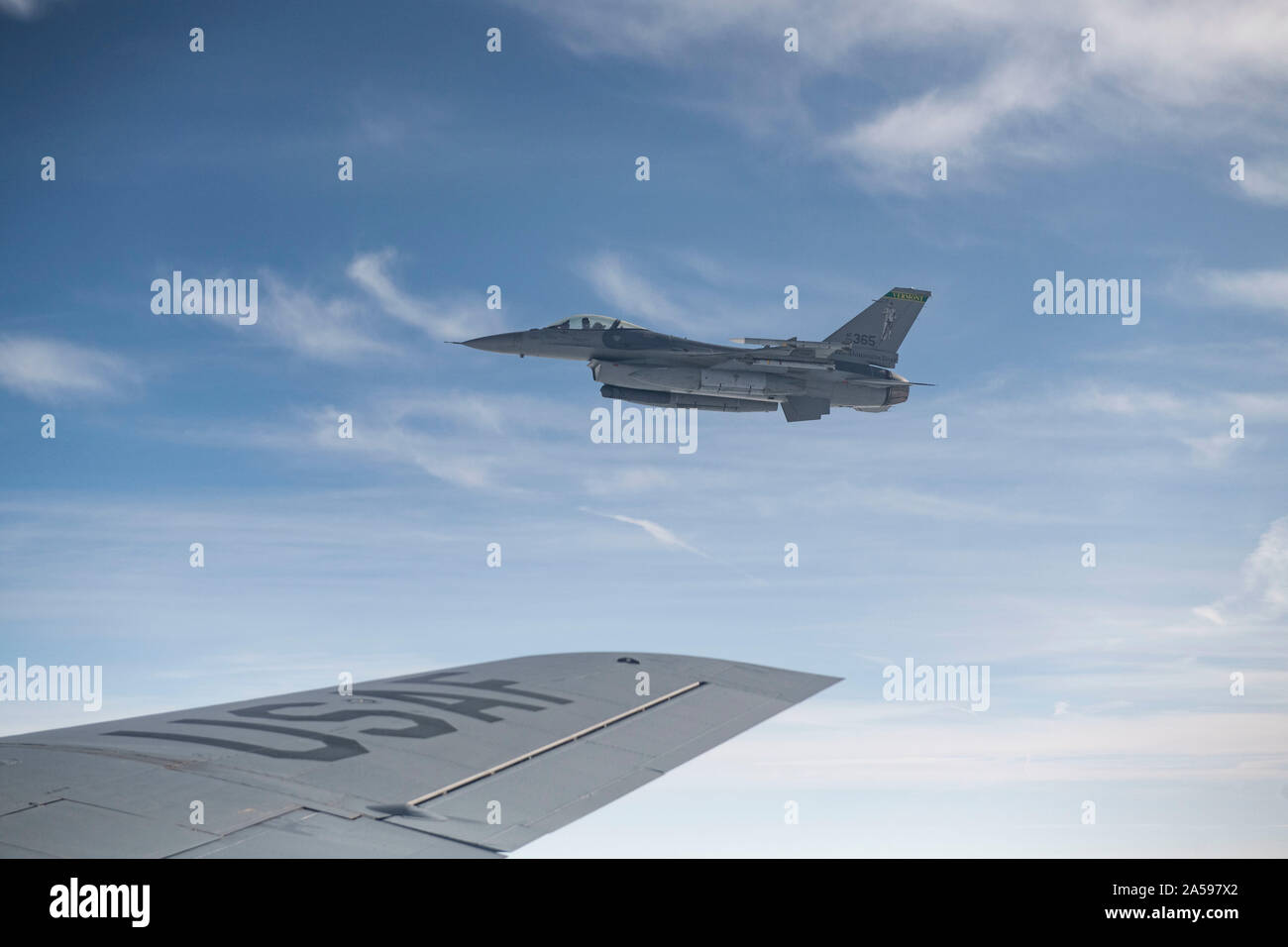 460th space wing hi-res stock photography and images - Alamy