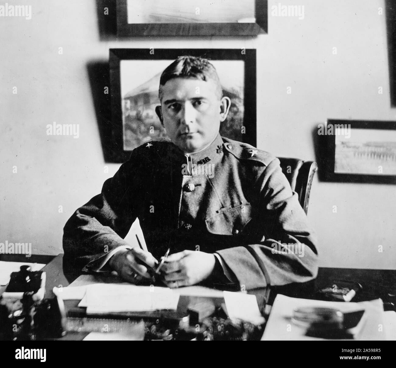 Signal corps general saltzman hi-res stock photography and images - Alamy