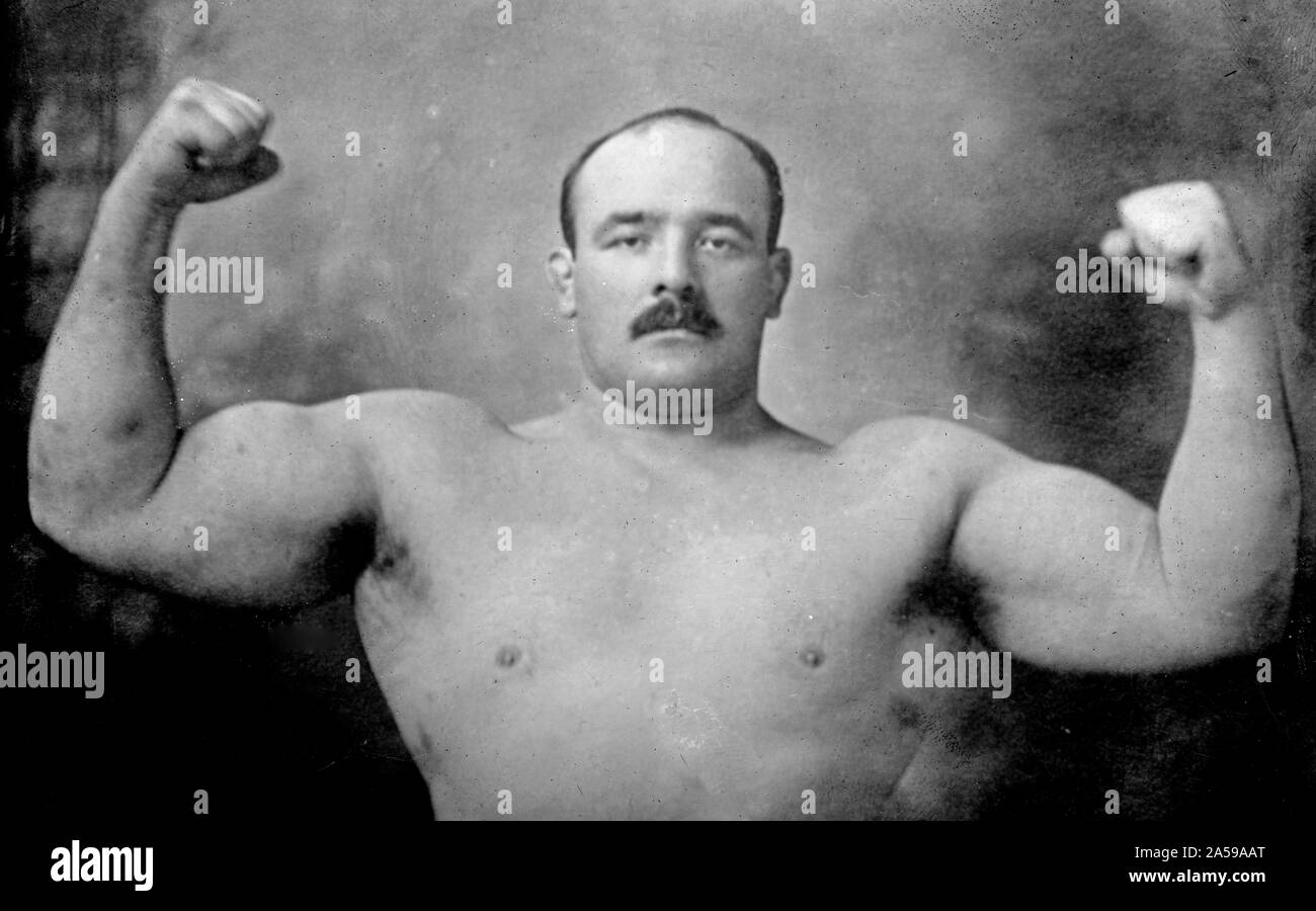 Strongman century hi-res stock photography and images - Alamy