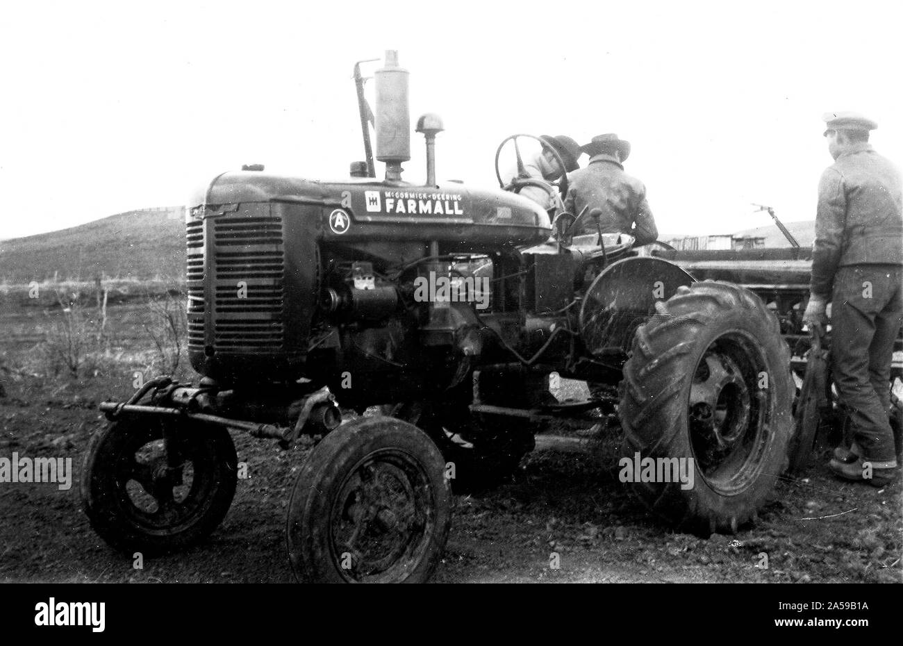1946 tractor hi-res stock photography and images - Alamy