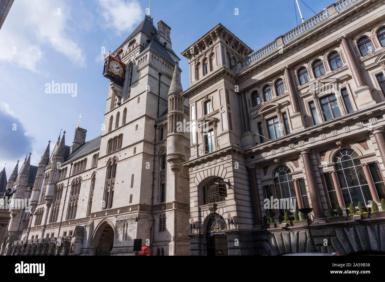 London law courts architecture detail hi-res stock photography and ...
