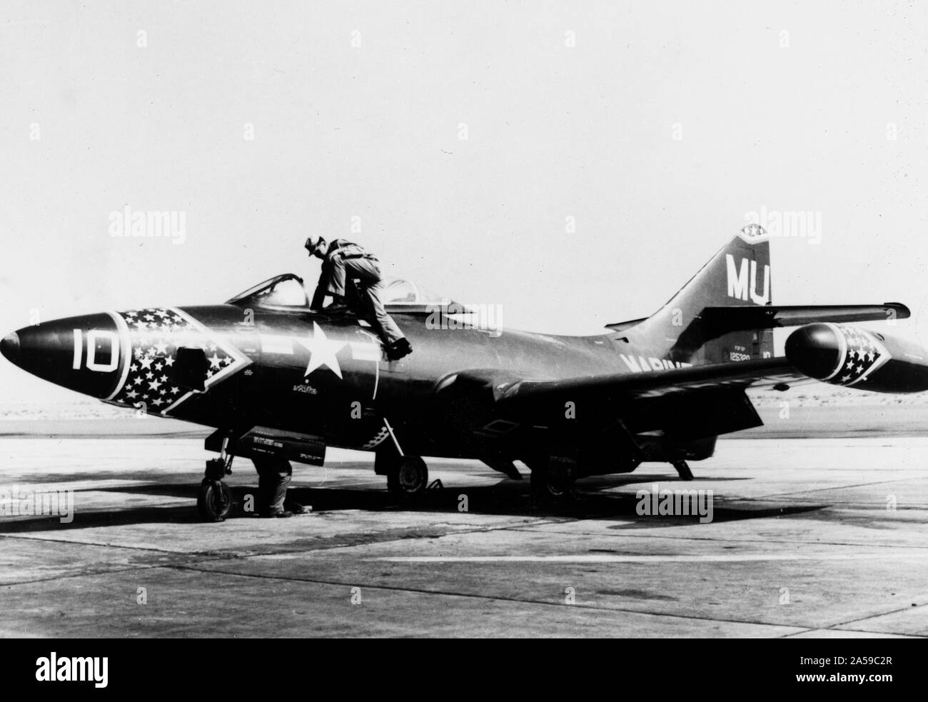 1950s military plane hi-res stock photography and images - Alamy