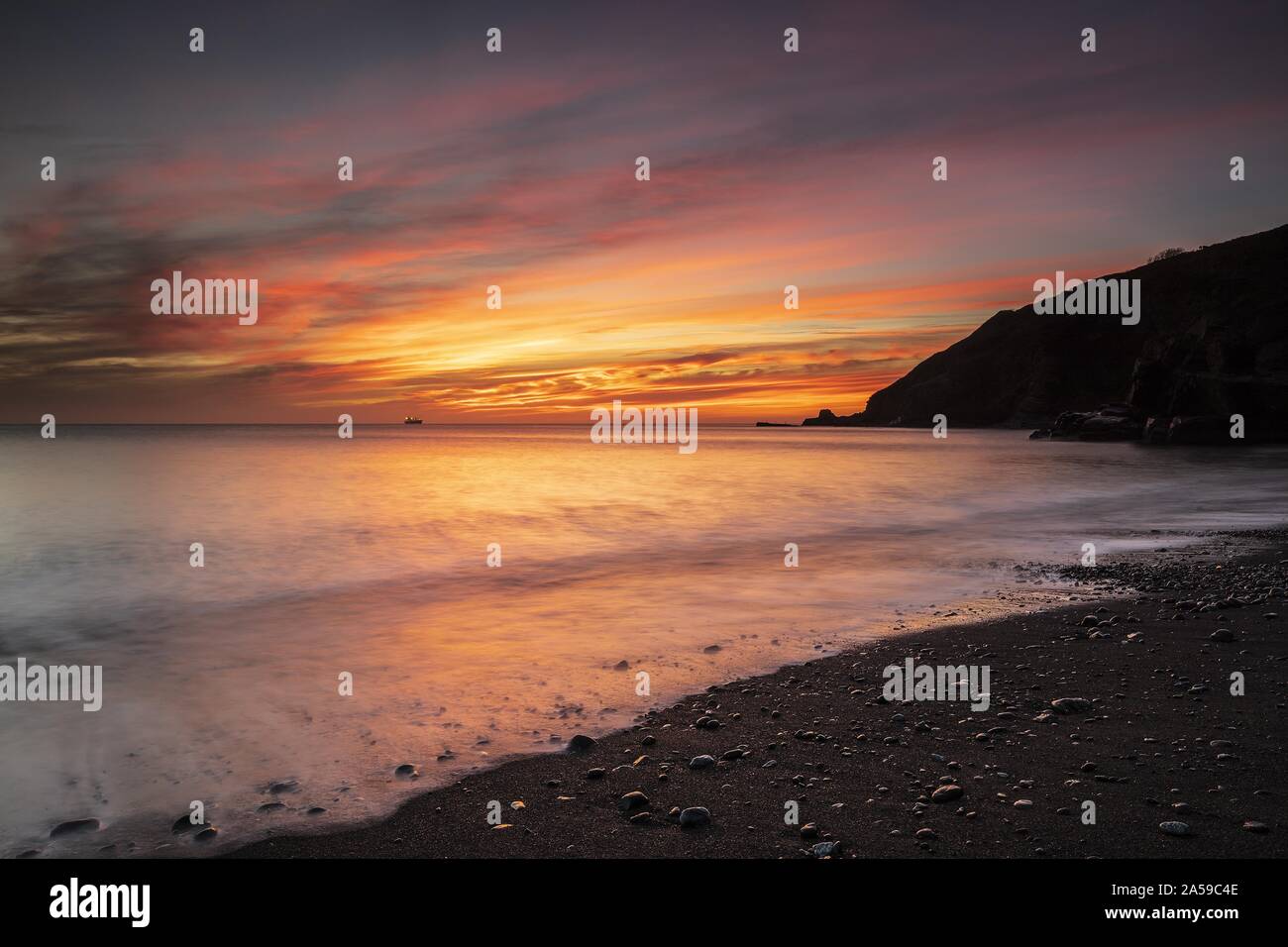 News tourism cornwall hi-res stock photography and images - Alamy