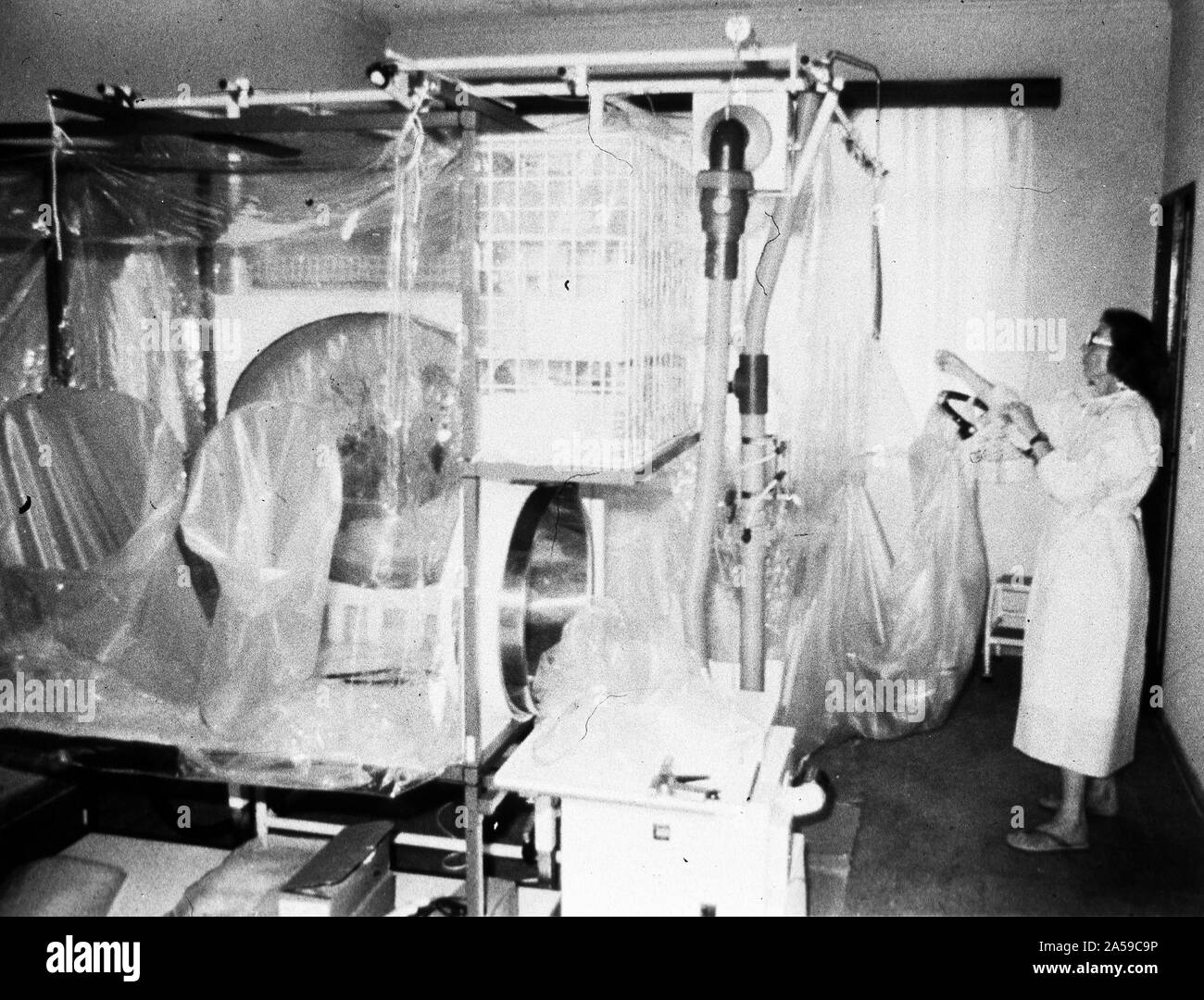 1950s isolation unit hi-res stock photography and images - Alamy