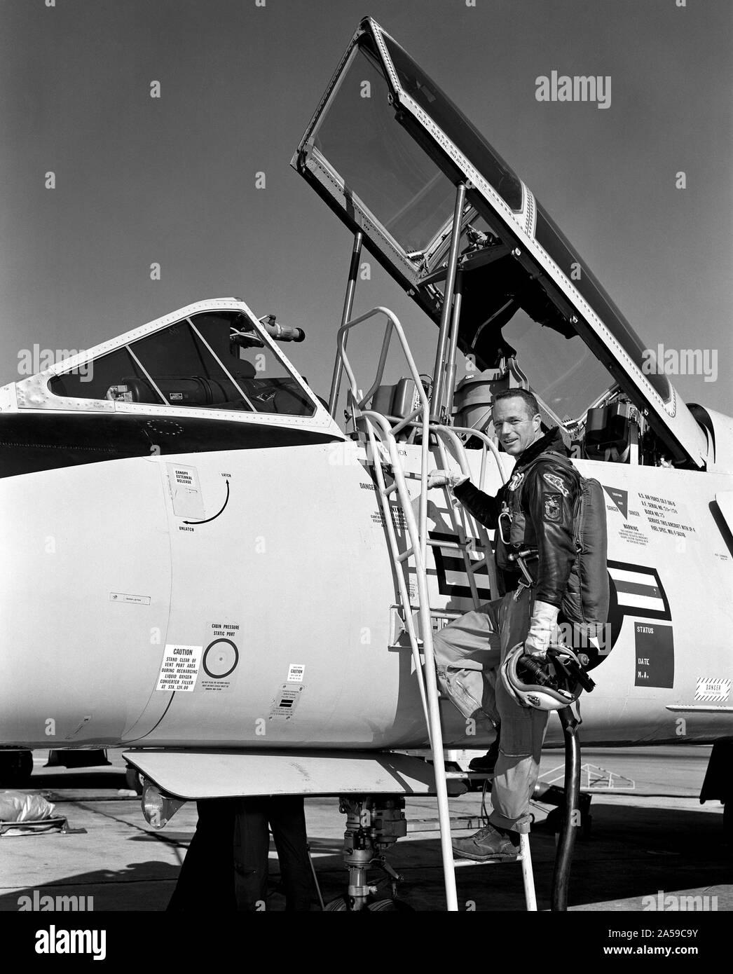 Scott carpenter hi-res stock photography and images - Alamy