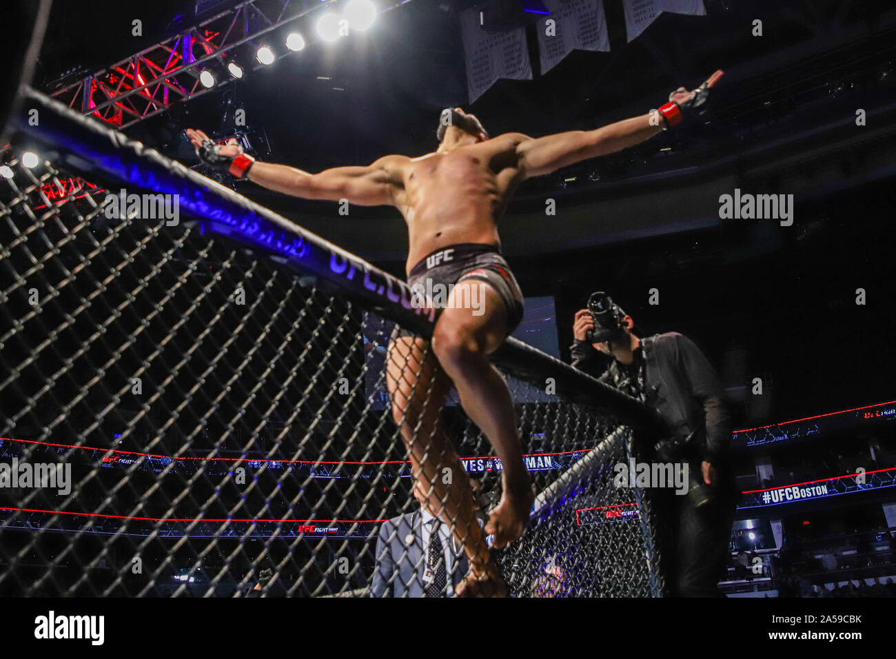 Dominick reyes ufc hi-res stock photography and images - Alamy