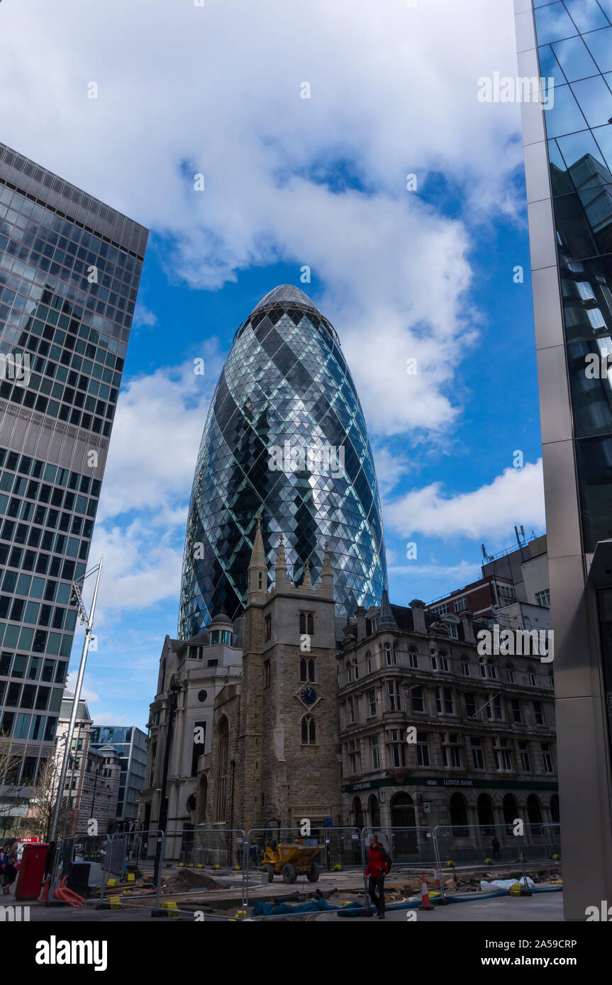 Spectacular Space in Iconic Office Buildings in London. London modern ...