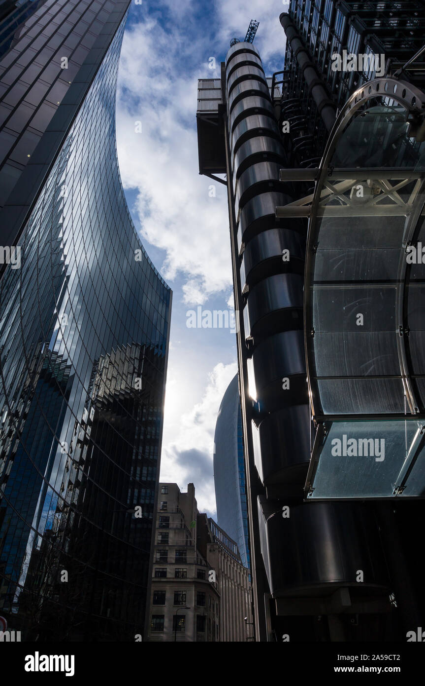 Spectacular Space in Iconic Office Buildings in London. London modern ...