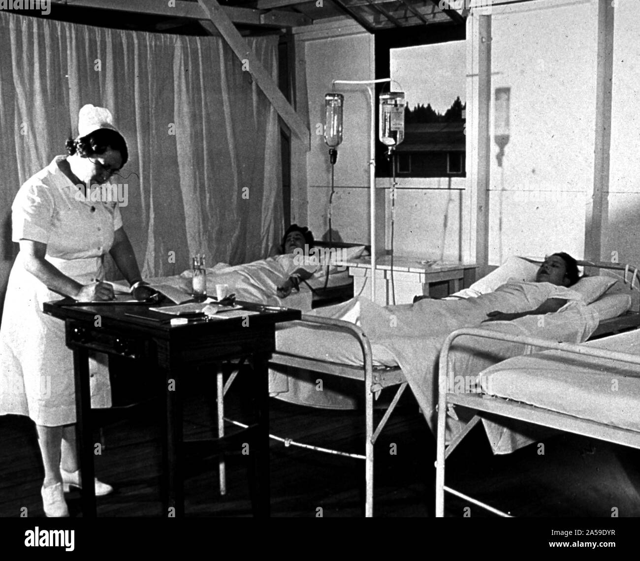 VD treatment center. Patients on intravenous formula Stock Photo - Alamy