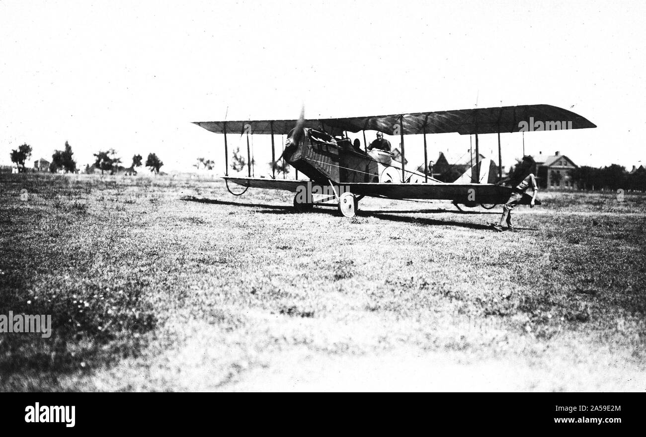 Early 1900s Aeroplanes High Resolution Stock Photography and Images - Alamy