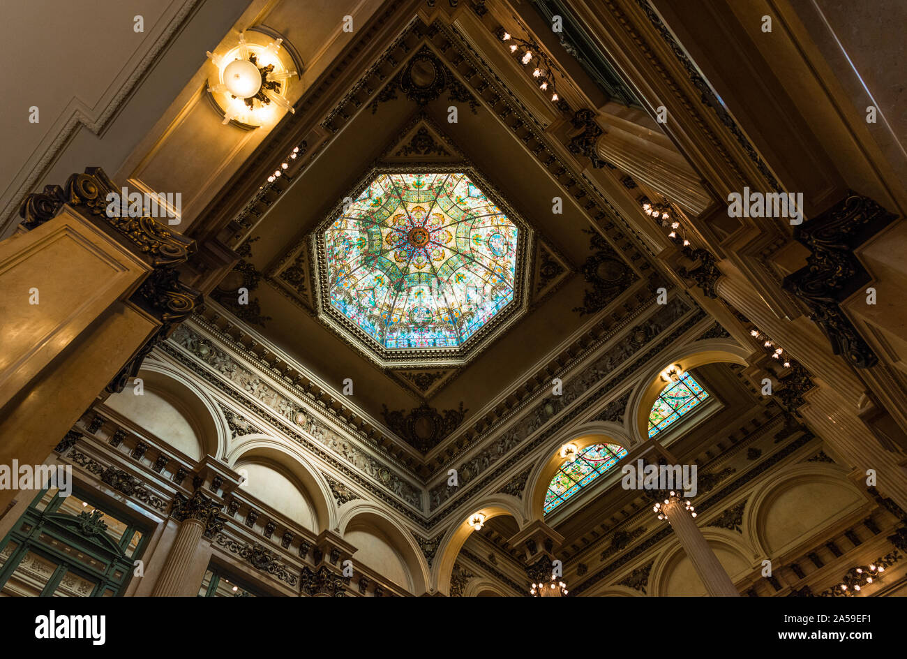 Teatro colon interior hi-res stock photography and images - Alamy