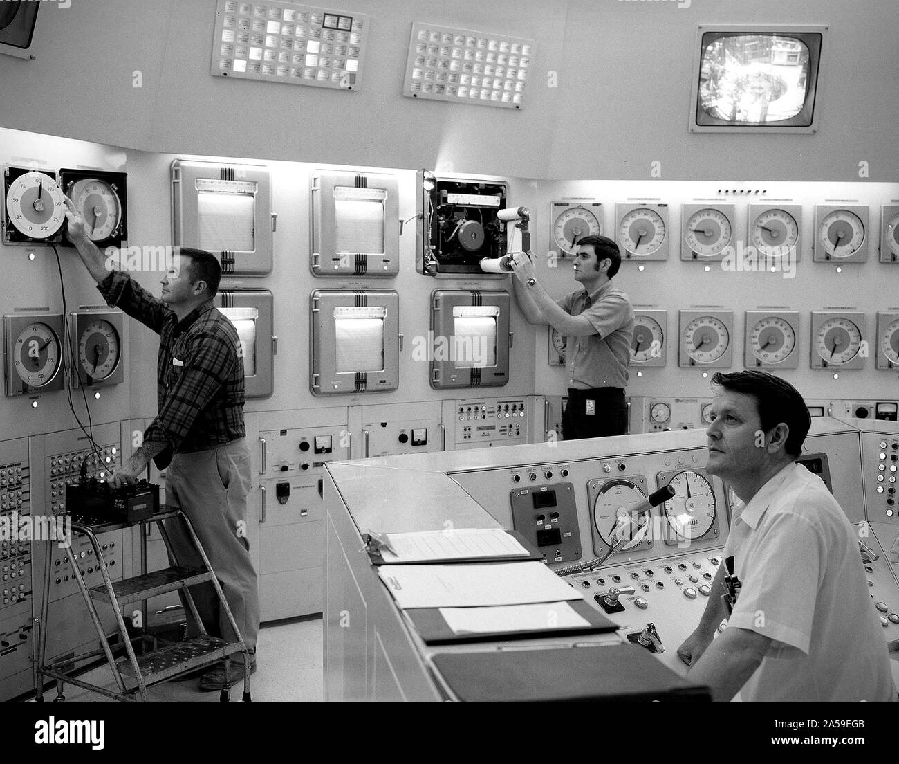 Reactor facility Black and White Stock Photos & Images - Alamy