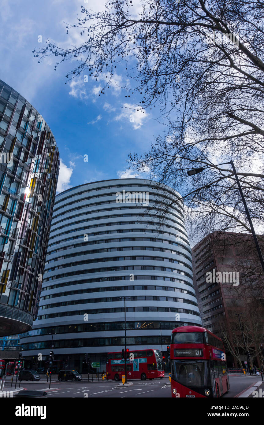 Spectacular Space in Iconic Office Buildings in London. London modern ...