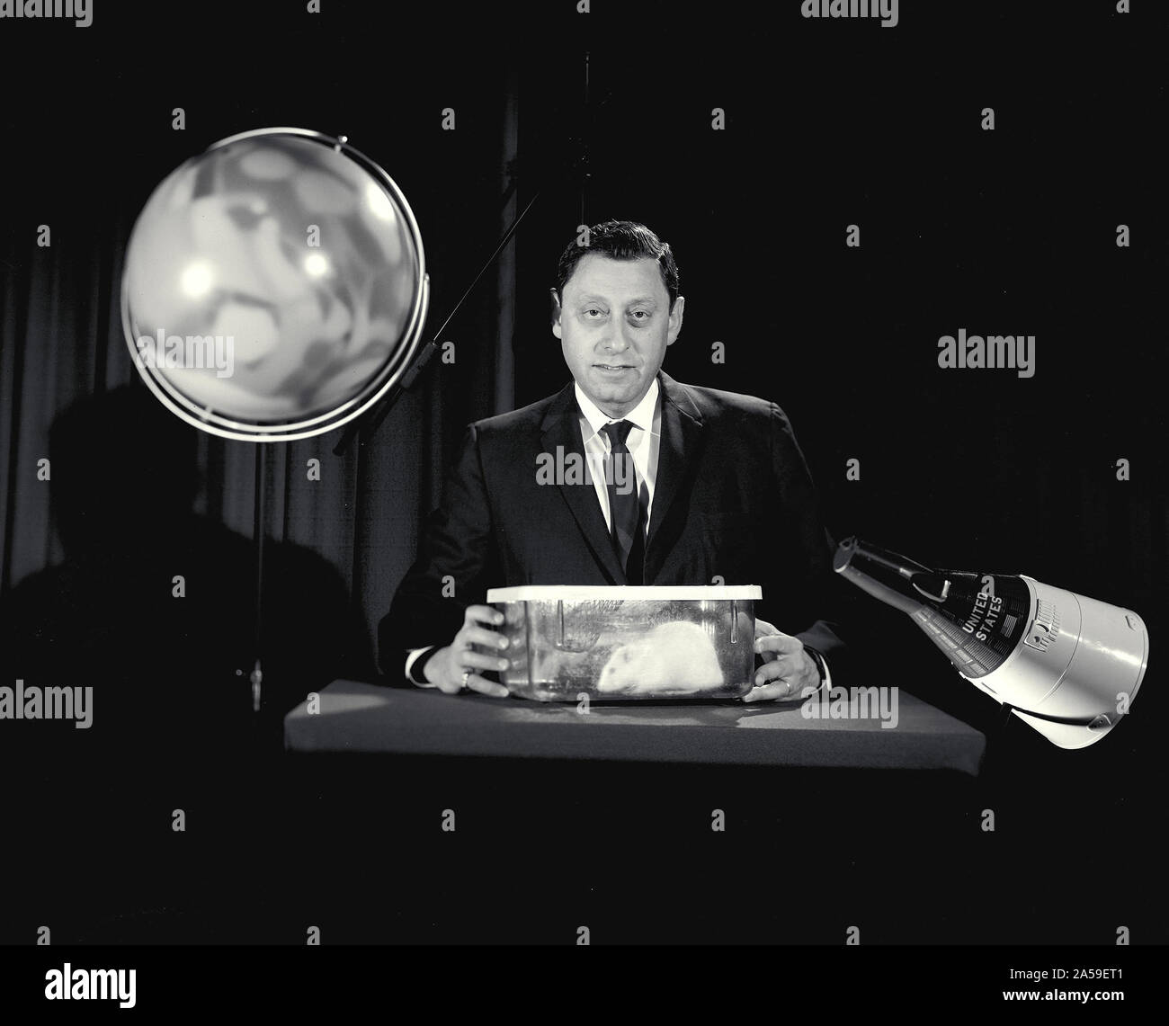 Dr harold p klein hi-res stock photography and images - Alamy