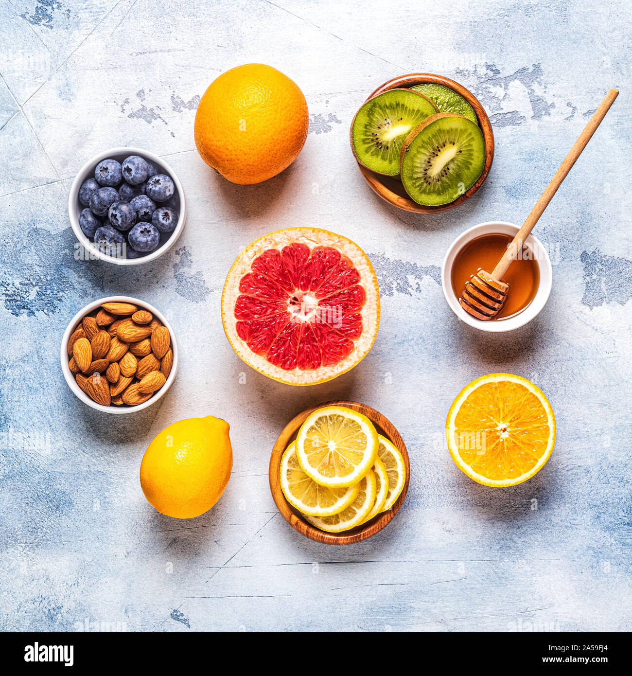 Immunity products hi-res stock photography and images - Alamy