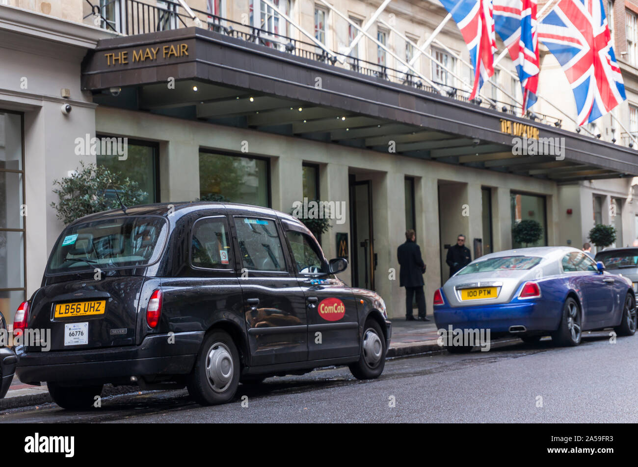 The Iconic London Cab, a symbol of britain metropole Stock Photo - Alamy