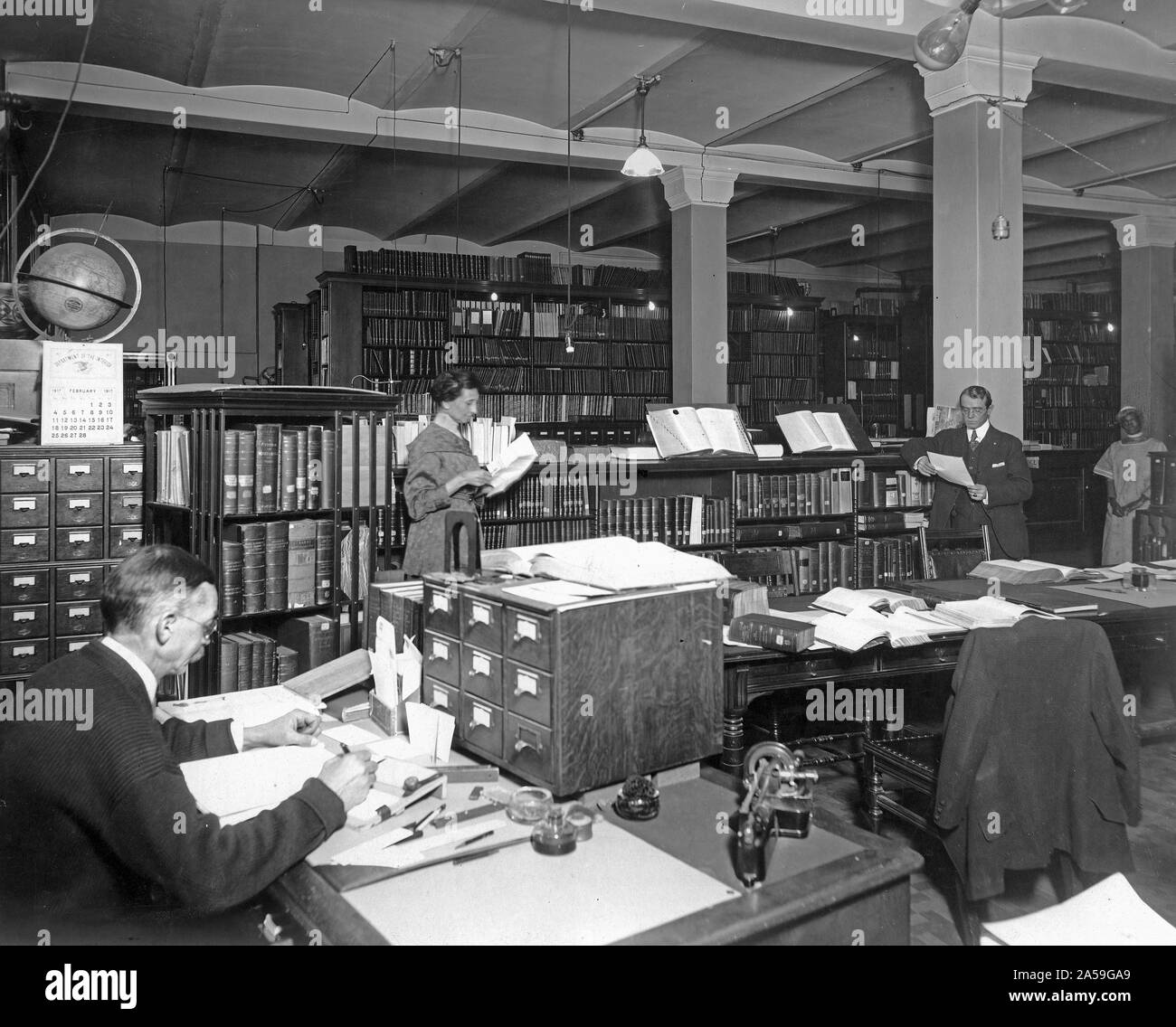 Survey library Black and White Stock Photos & Images - Alamy