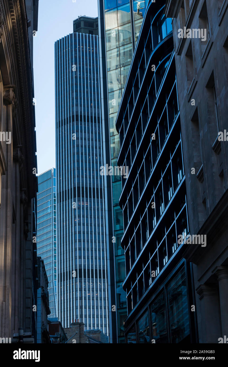 Spectacular Space in Iconic Office Buildings in London. London modern ...