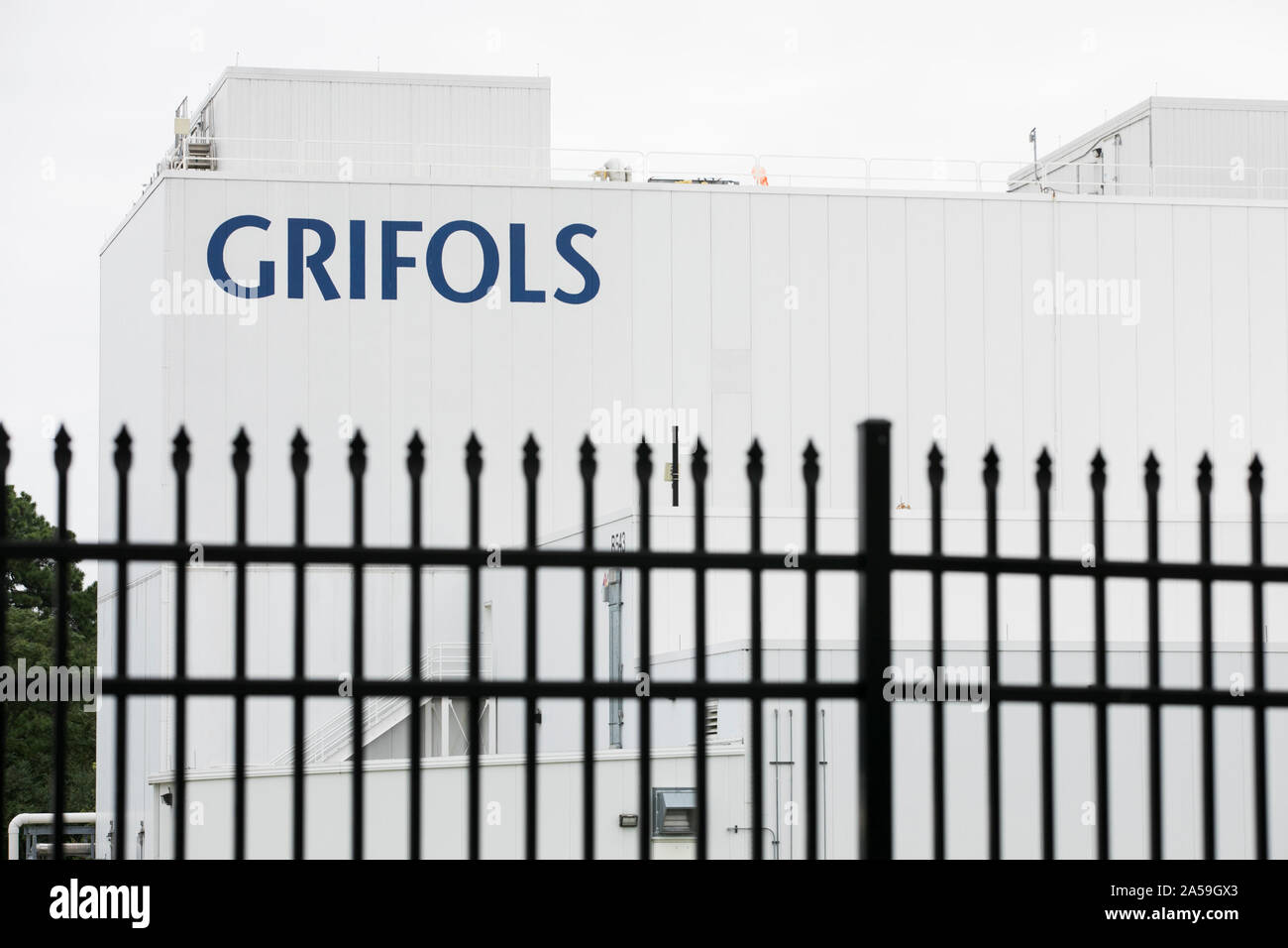 Grifols hi-res stock photography and images - Alamy