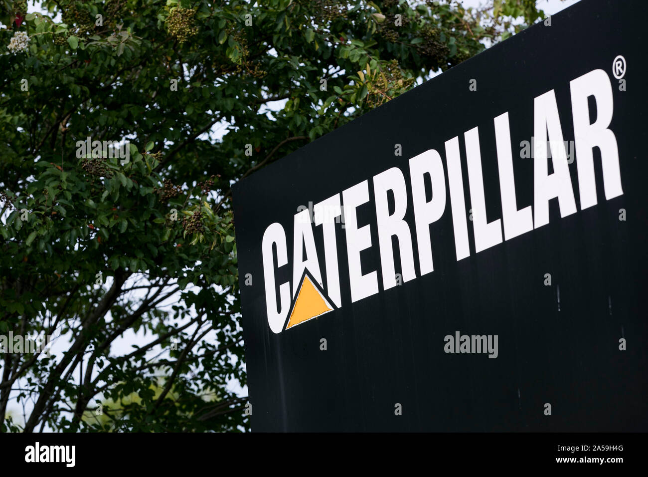 Caterpillar logo hi-res stock photography and images - Alamy
