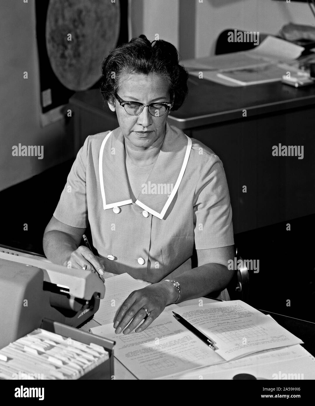 1960s nasa woman hi-res stock photography and images - Alamy