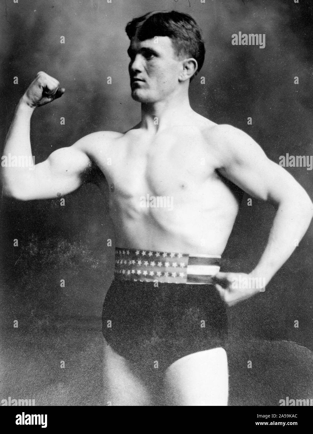 Early 1900s strong man hi-res stock photography and images - Alamy