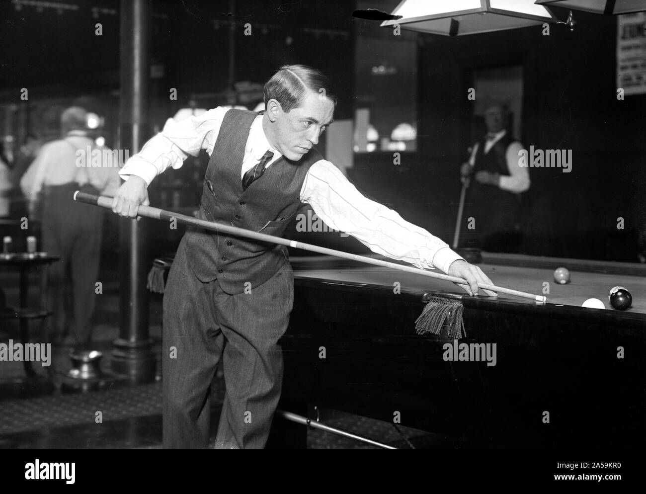 Famous people playing pool hi-res stock photography and images - Alamy