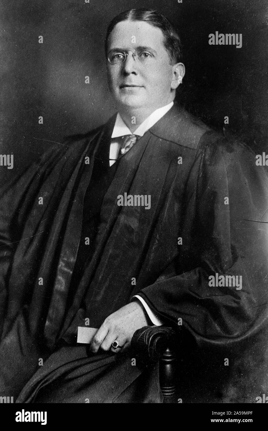 Robes seated Black and White Stock Photos & Images - Alamy