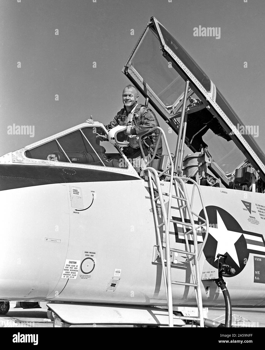 Glenn john h Black and White Stock Photos & Images - Alamy