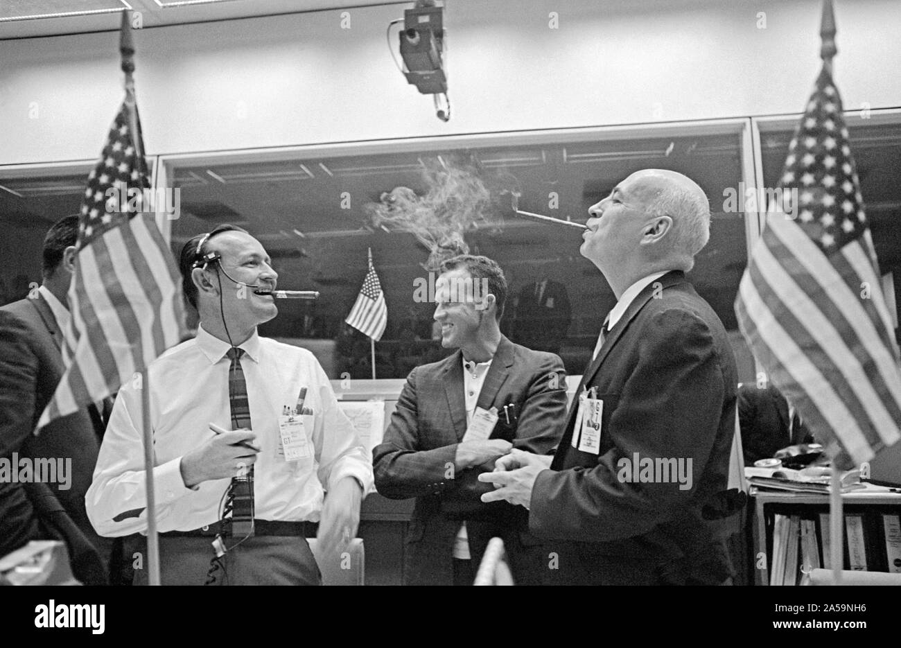 Astronaut robert gordon hi-res stock photography and images - Alamy