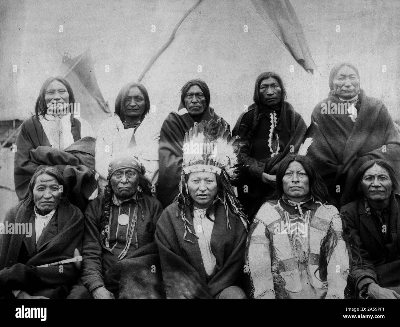 Indian chiefs hi-res stock photography and images - Alamy