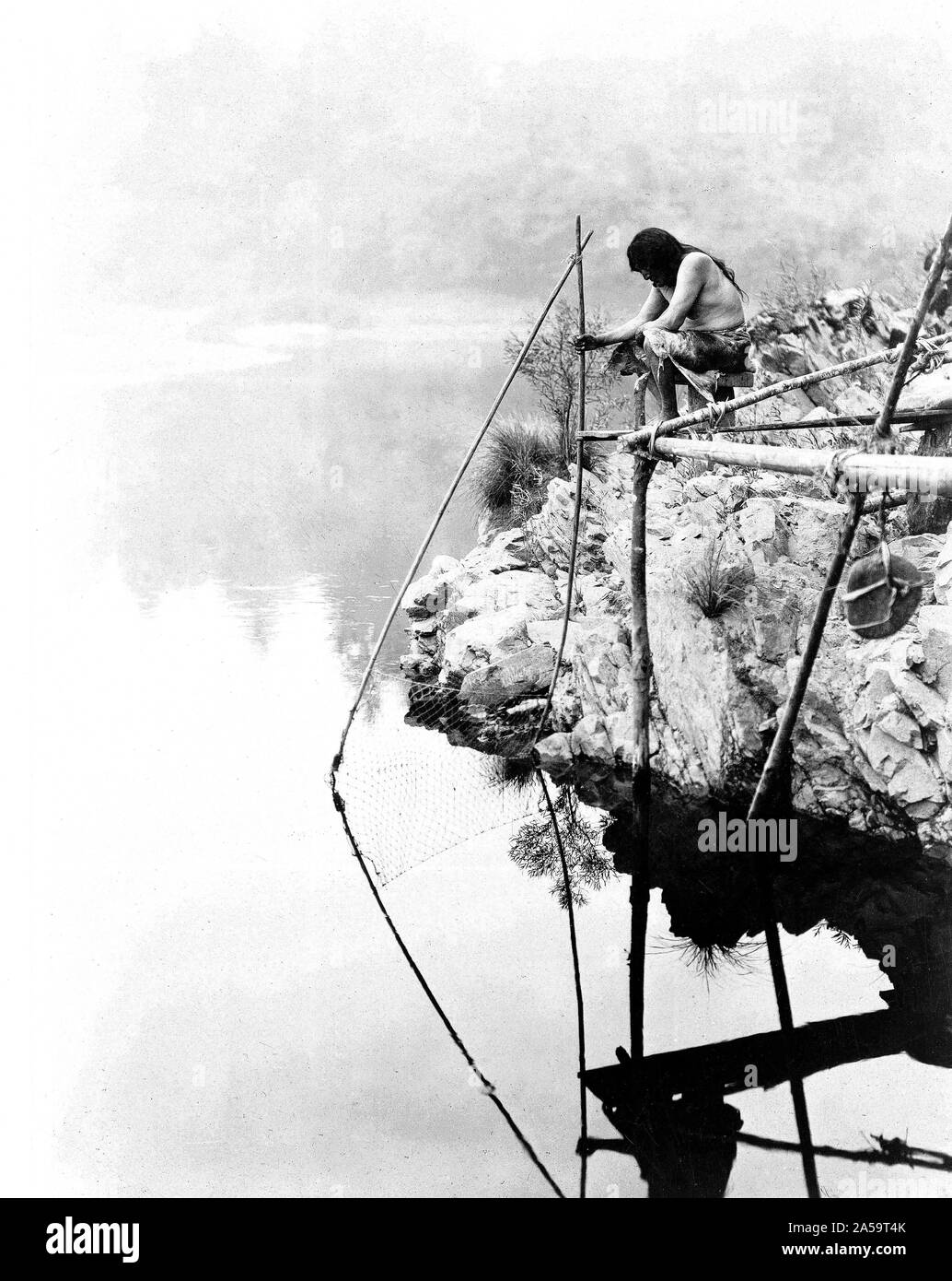 Native american fishing net hi-res stock photography and images - Alamy