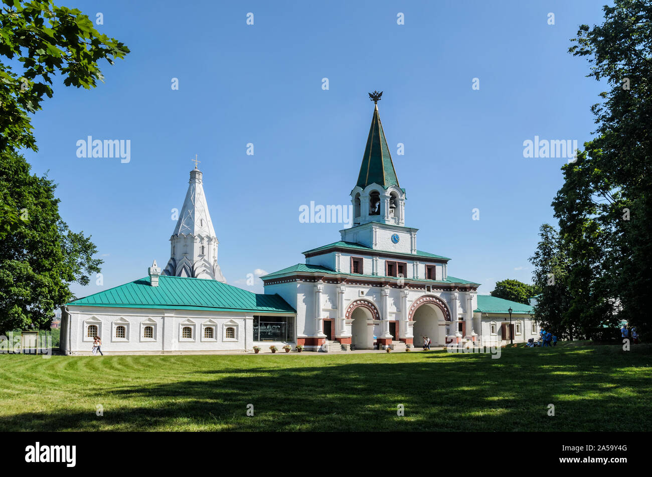 MOSCOW, RUSSIA - JULY 26 2014: The white Spassky Rear Gate with the ...