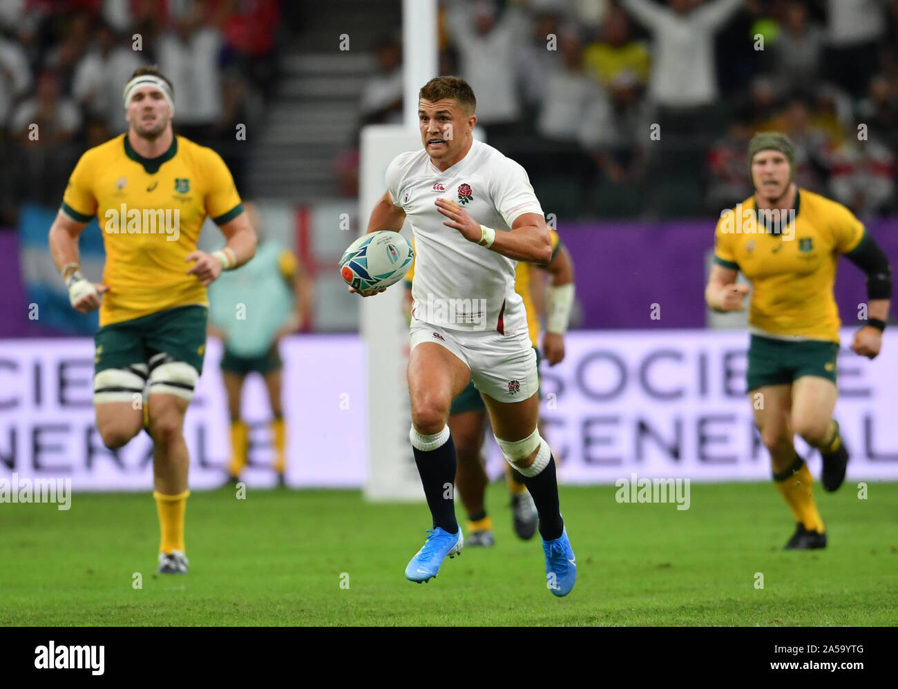 England's Henry Slade intercepts Australia's David Pocock pass leading ...