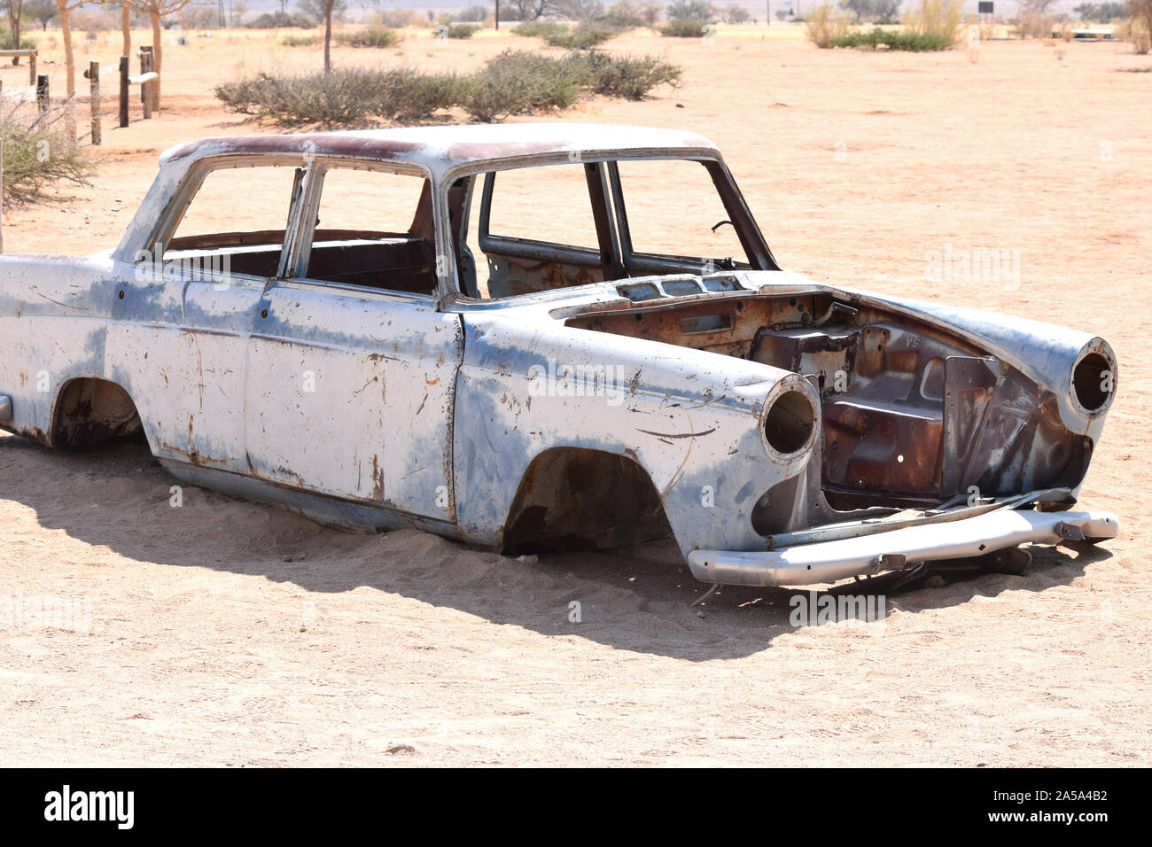 Road tires desert sunny hi-res stock photography and images - Alamy