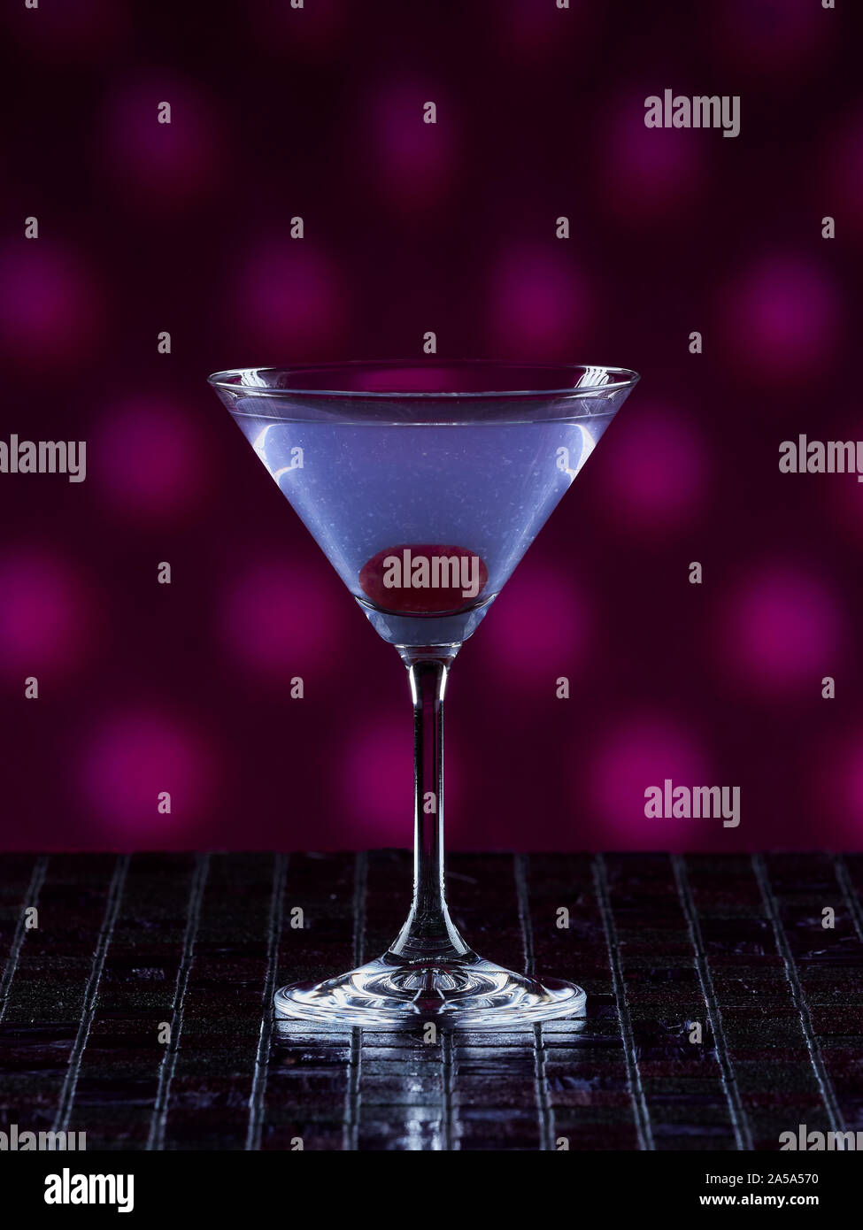 Gin cocktail aviation hi-res stock photography and images - Alamy