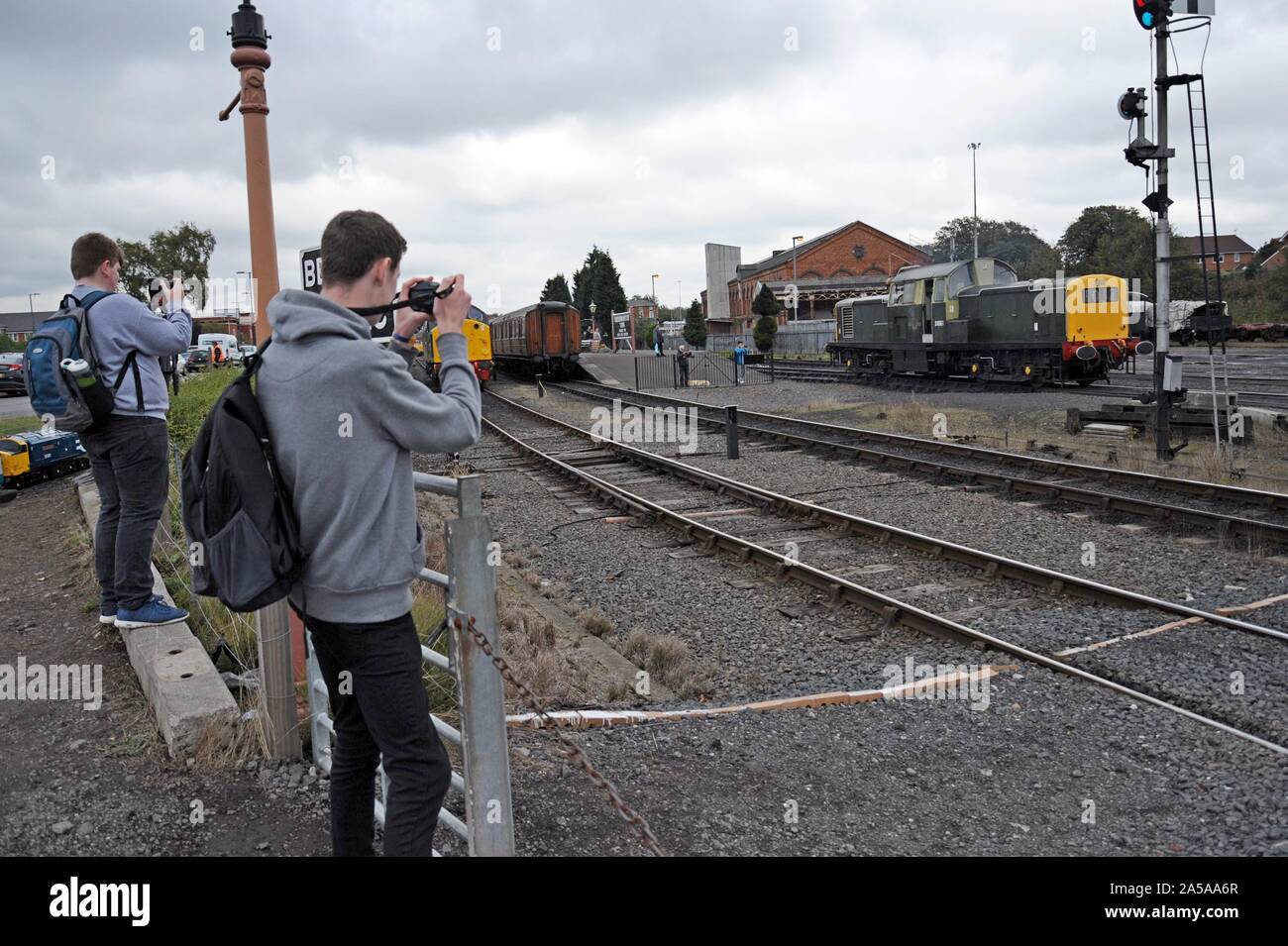 Rail enthusiasts photographing a British Rail class 17 diesel ...