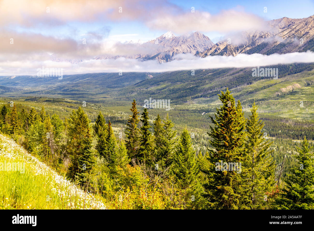 Mountain and trench hi-res stock photography and images - Alamy
