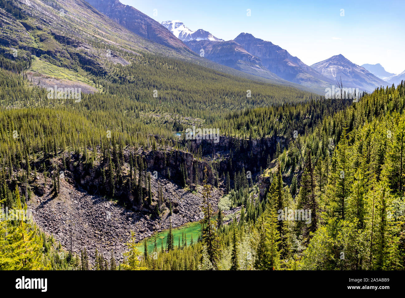 Mountain and trench hi-res stock photography and images - Alamy