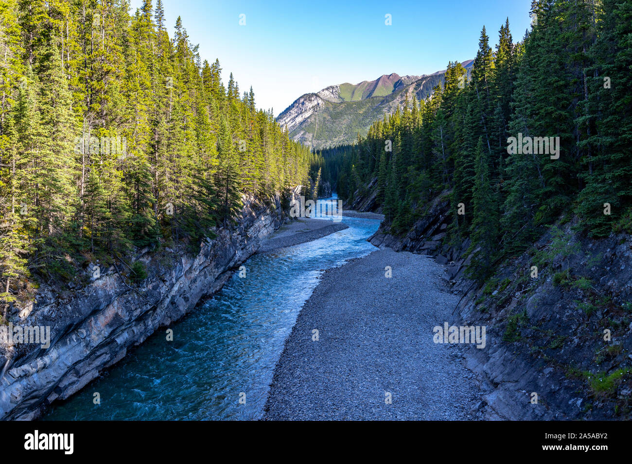 Two jack lake Banff rockies Stock Photo - Alamy