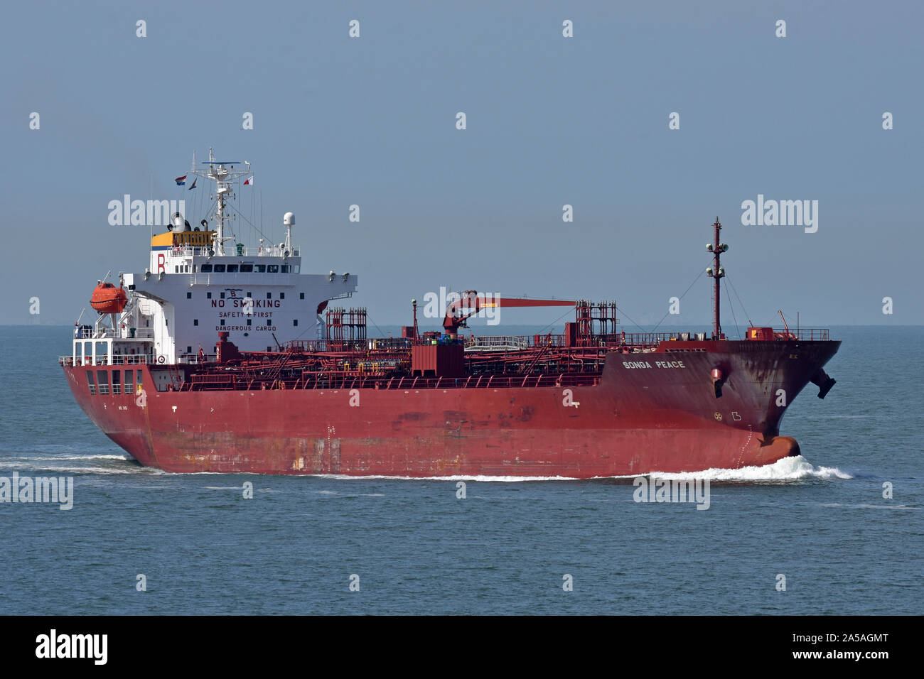 Peace ship hi-res stock photography and images - Alamy