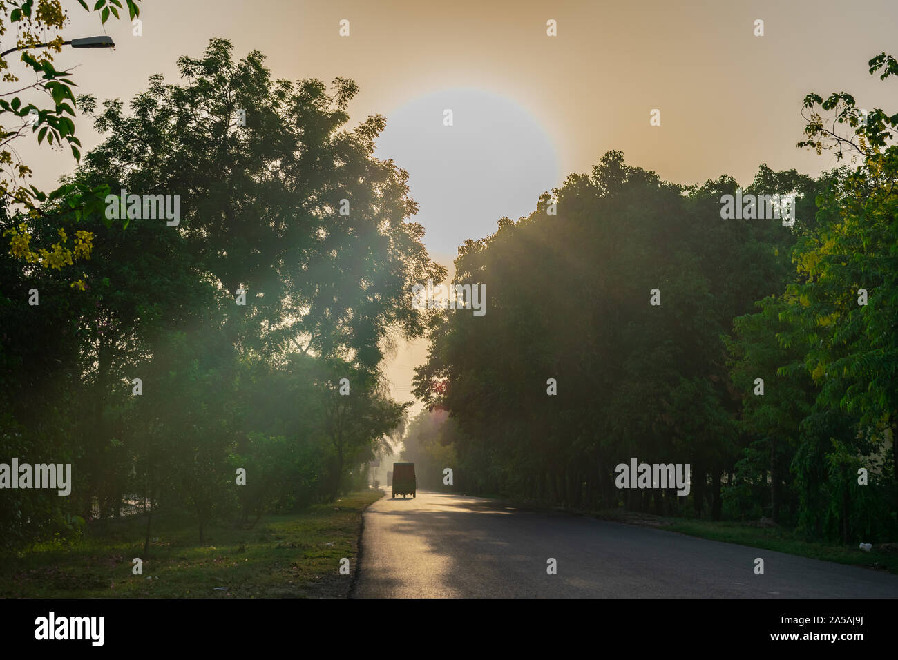Rising sun in pakistan hi-res stock photography and images - Alamy