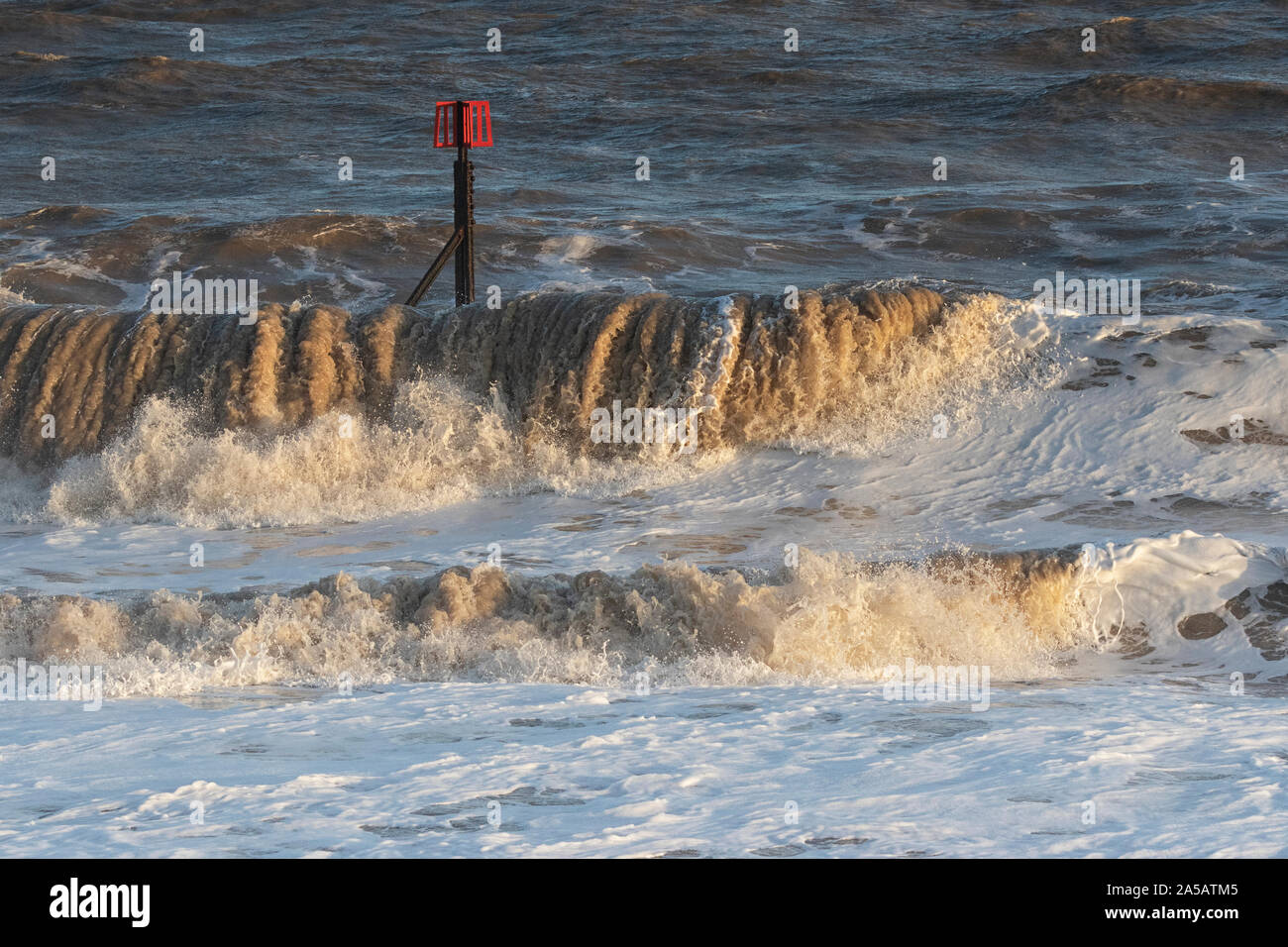 Sea sculpture, breaking waves and water Stock Photo - Alamy
