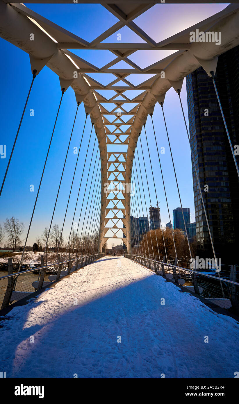 Humber Bay Arch Bridge Toronto(White bridge Stock Photo - Alamy